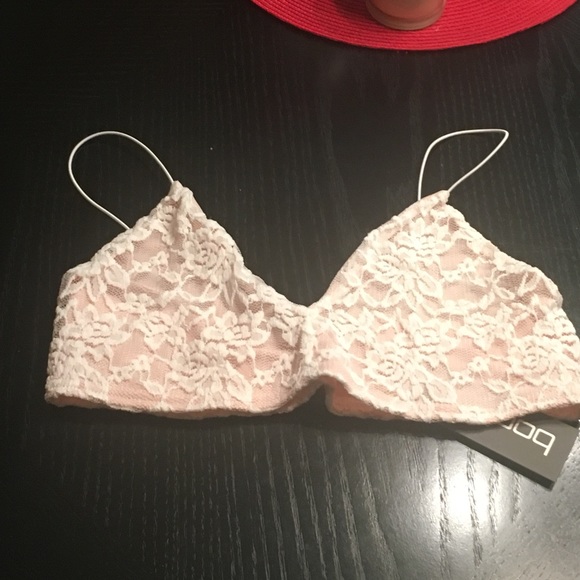 Boohoo | Tops | White Bralet | Poshmark